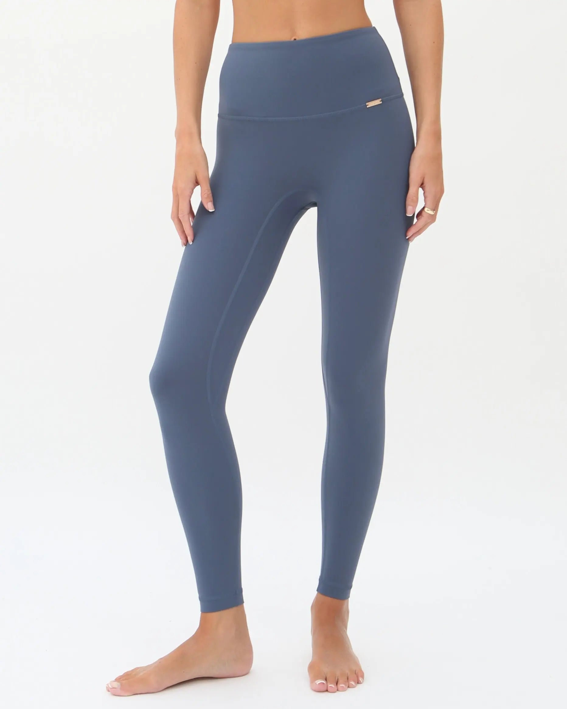 Becca Leggings -Blueberry – AMADAWEAR